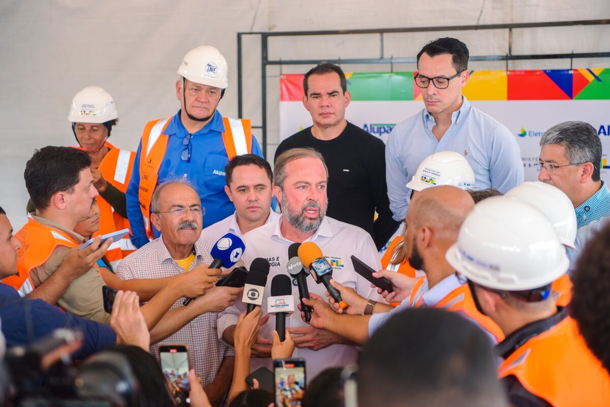 Ministro de Minas e Energia visita Roraima para acompanhar obras do ...