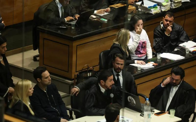Delegado diz que prints da babá desmontaram versão de acidente na morte ...